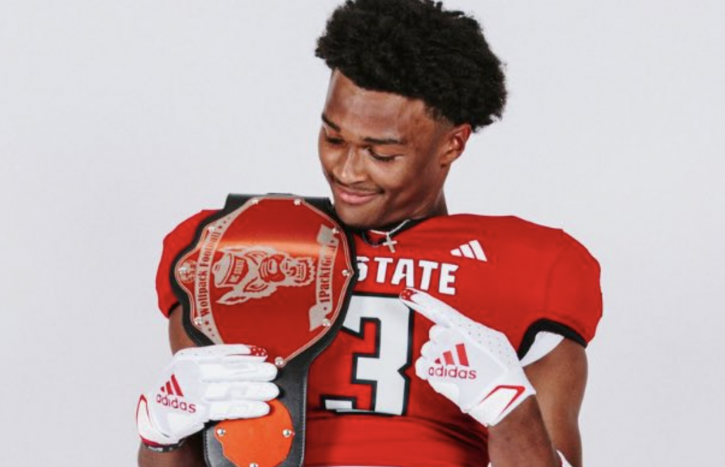 3-Star RB CJ Givers Will Decide Between His Top-4 Today! - Pack Insider
